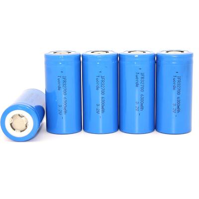 高性能 32700 リチウムイオンバッテリー 3.2V 6300mAh 円筒型リチウムバッテリー