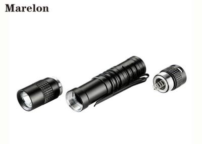 中国 Magliteの戦術的な防衛LED緊急の懐中電燈の充電電池 販売のため