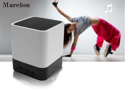 Cina Mini altoparlante da tavolino bianco di Bluetooth della sveglia, cassa di risonanza senza fili con lo schermo del LED in vendita