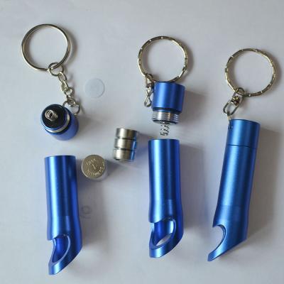 Cina Logo su misura torcia elettrica della torcia delle apribottiglie LED per il regalo promozionale in vendita