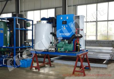 China Máquina automática de gelo em flocos com capacidade de 5 toneladas e instruções de engenheiros estrangeiros à venda