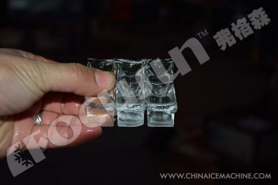 China Melhore o fornecimento de gelo do seu hotel com a máquina de gelo de cubo da Focusun à venda