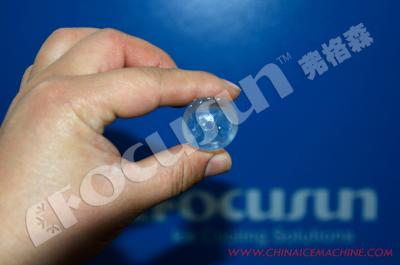 中国 R22/R404A 2トンのチューブ氷機,氷を貯蔵する容器とビッツェル螺旋圧縮機 販売のため