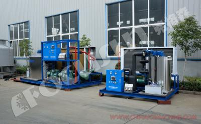 Cina Venduto direttamente da macchine per ghiaccio a fiocco da 10 T con sistema di raffreddamento A/W e tensione 380v/50hz/3p in vendita