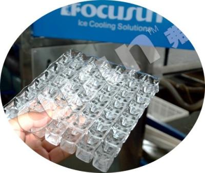 Cina Macchina per la fabbricazione di cubetti di ghiaccio industriali da 20 T per bevande con condensatore di raffreddamento ad acqua in vendita