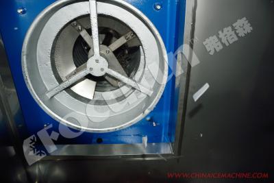 Cina 2200 kg di peso operativo Flake Ice Machine Perfetto per la produzione di pesce su larga scala in vendita