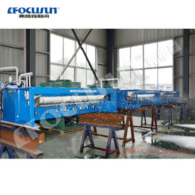 中国 1500kg/24h ホワイト クリスマス 雪を作る機械 内部のコアコンポーネント PLC 販売のため