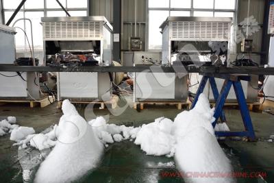 Cina La macchina da neve da 100 kg è la soluzione unica per le scene di neve all'aperto e all'interno in vendita