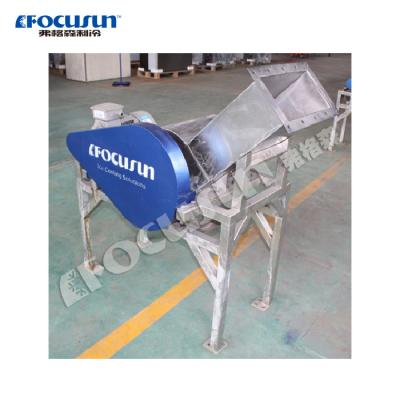 Cina Macchina per la frantumazione di ghiaccio in acciaio inossidabile per tubi/blocchi con volume di contenitore di 650 ml in vendita
