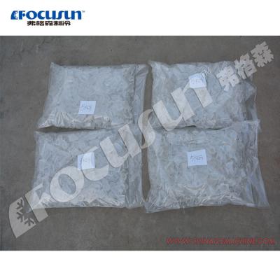Cina 200g-25kg di ghiaccio a tubo o a cubo La nostra macchina di imballaggio semiautomatica è la soluzione ottimale in vendita