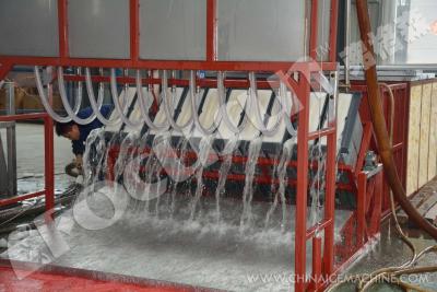 Cina Macchina per la fabbricazione di ghiaccio a blocchi 4800*1000*2250mm per il sistema di salmastra Focusun 5T in vendita