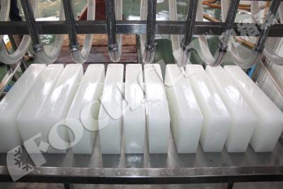 China Venda direta Máquina de gelo de bloco 5T com tamanho personalizado e outra capacidade de armazenamento de gelo à venda