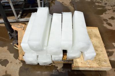 中国 1800*1000*1450mm 自動ブロック氷機 10T 工業用容量 販売のため