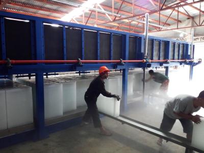 中国 1800*1000*1450mm 自動ブロック氷機 10T 工業用容量 販売のため