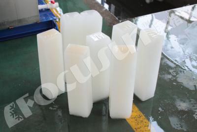 Cina Bitzer Compressor 2024 Focusun 15T Block Ice Machine per la produzione di ghiaccio su larga scala in vendita