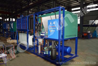Cina 2024 Focusun Full Automatic PLC Touch Screen Block Ice Machine 3T/D per il commercio in vendita