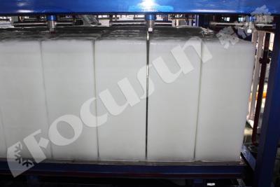 China FOCUSUN Bloco automático de fabricação de gelo Container portátil para a indústria de 8000 kg à venda