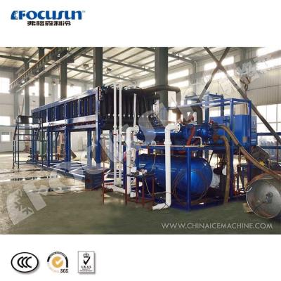 Cina 120.3KW Potenza 380V Voltaggio 15 Tonnes Direct Block Ice Machine per grandi esigenze di produzione di ghiaccio in vendita