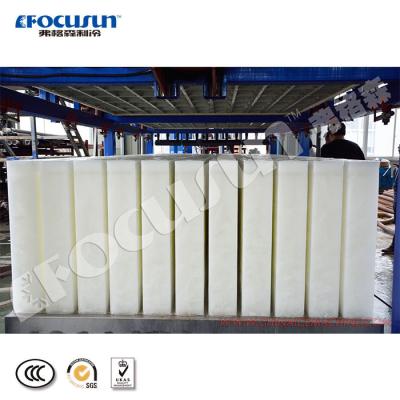 Cina 120.3KW Potenza 380V Voltaggio 15 Tonnes Direct Block Ice Machine per grandi esigenze di produzione di ghiaccio in vendita