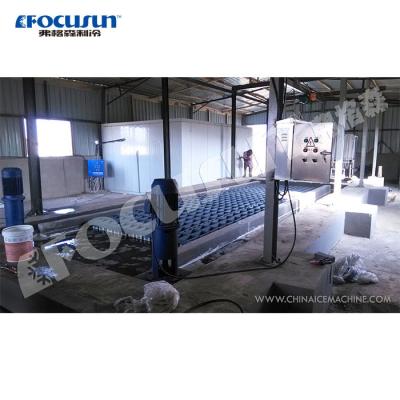 Cina 25 tonnellate di gas di raffreddamento R404a/R22 Sistema di salamoia Grandi blocchi di ghiaccio a cubo per l'Africa in vendita