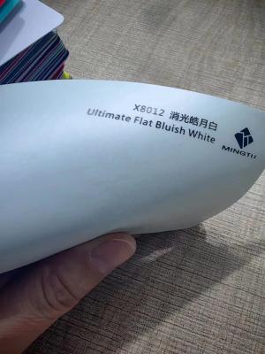 中国 ミントウ 自動車用 包装フィルム PVC 素材 純マット 黒ビニール カーボの包装 販売のため