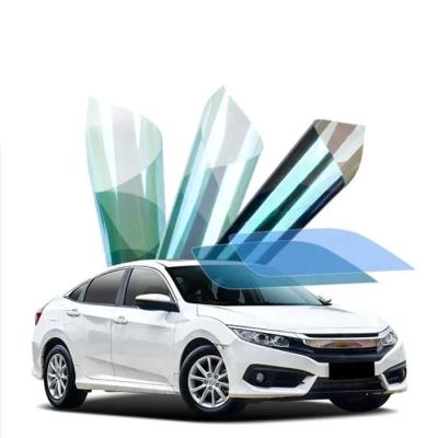 Cina Pellicola di vetro per auto a colori personalizzati Nano vetro anteriore in ceramica Tinta Rossa VLT 83% Isolamento termico in vendita