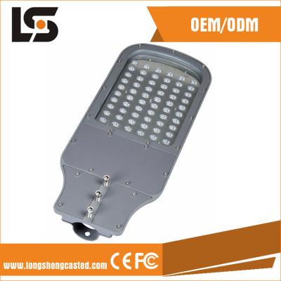 China Led street light housing IP65 outdoor light pole price Solar Powered Street Lights for sale