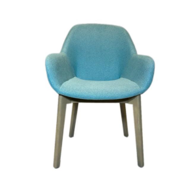 OEM Wholesale Hotel Furniture Northern Europe Fabric Solid Wood Dining Room Chair