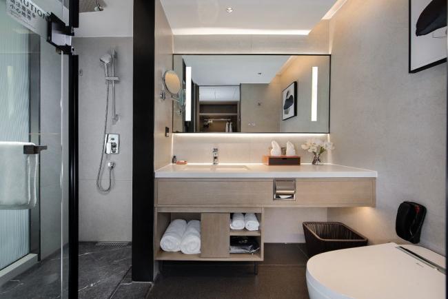 Create a Luxurious and Comfortable Atmosphere with Hotel Bedroom Furniture