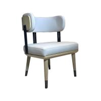 China Tufted Leather Dining Chair Bulk Without Armrest 565mm 790mm Ash Wood Frame for sale
