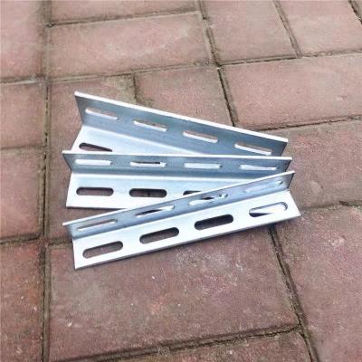 China Pre Punched Slotted metal Angle Iron Beam Bar L Shaped ODM for sale