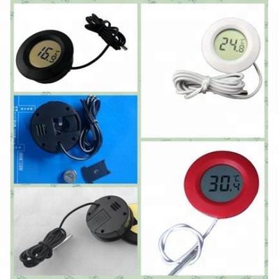 China TL8038 Round Shape Digital Thermometer With External Sensor for Egg Incubator, Reptile for sale