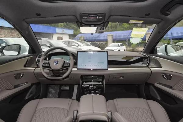 Quality BYD Han EV 2025 Premium Edition Electric Vehicle with 605KM Range Panoramic for sale