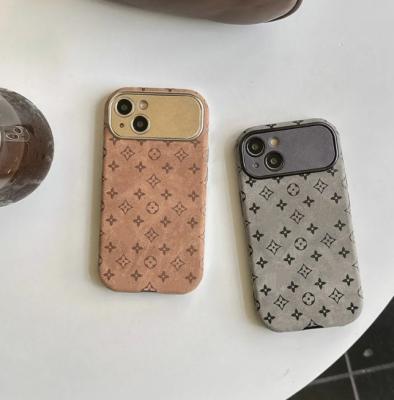 Cina Cassa telefonica personalizzabile per il telefono 15 16 17 Supporta la ricarica wireless e OEM / ODM accettato in vendita