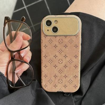 Cina Cassa telefonica personalizzabile per il telefono 15 16 17 Supporta la ricarica wireless e OEM / ODM accettato in vendita