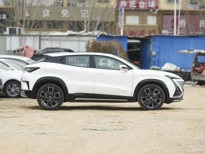 Cina Velocità massima di 200 Km/h La 2023 Changan UNI-T 1.5T Turbo Luxury Sedan Alimentata da Benzina in vendita