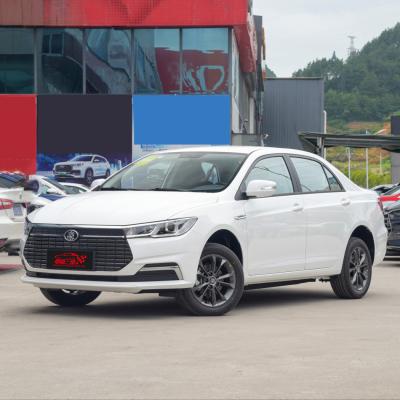 China BYD Qin EV Linksgestuurde Sedan voor 100% elektriciteit Brandstof Snelle oplaadtijd 1,3h Gemaakt Te koop