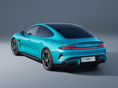 Cina 2024 Arrivo Corpo Dimensione 4997x1963x1455 mm Guida a sinistra SU7 Max EV Auto Sport Veicoli in vendita