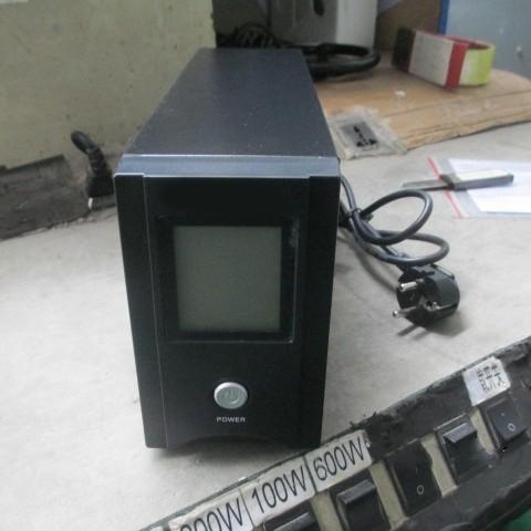 Quality 600VA Line Interactive UPS 360W LCD UPS Modified Sine Wave Mini UPS 220V 12V DC for sale