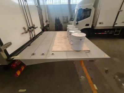Cina SSI-2000 Sponda idraulica Palfinger in alluminio 2000 kg in vendita