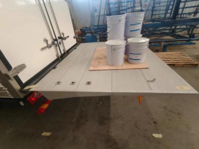 Cina SSI-2000 Sponda idraulica Palfinger in alluminio 2000 kg in vendita