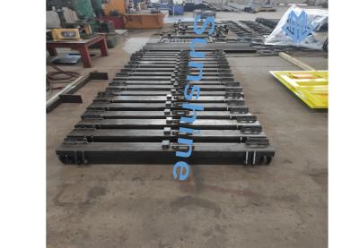China De kleermaker maakt de elektrische hydraulische staart van 2500 kg opheffen en achterklep voor logistisch vervoer Te koop