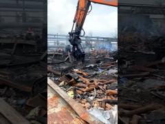 Electric hydraulic orange peel grab bucket for garbage incineration power plant