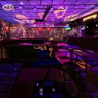 China Wall And Floor Combined Seamless Technology Immersive Interactive Projection System for sale