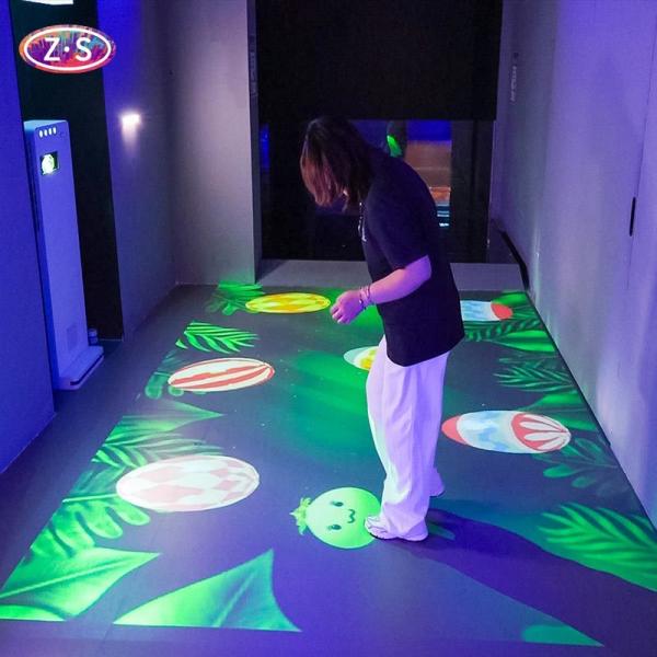 Quality Portable Entertainment System Interactive Floor Projector With Interactive Game Library for sale