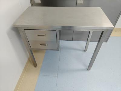 China Cleanroom-Compatible Instrument Packaging Workstation for CSSD and Operating Room Support Areas for sale