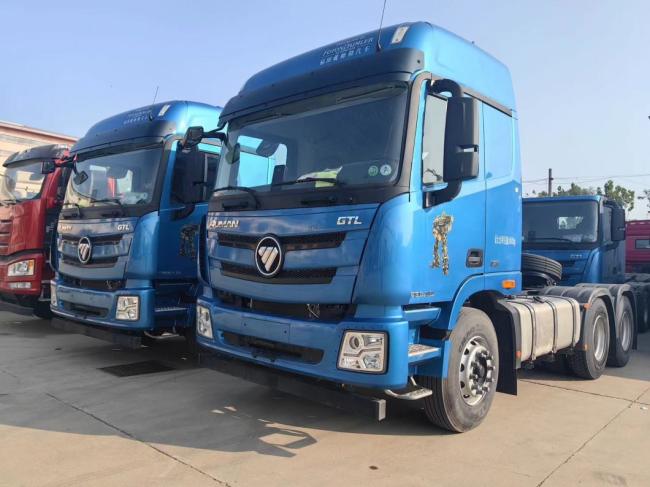 Tractor Truck 6X4 4X2 Tractor Prime Mover/Truck Tractor with Air Conditioner