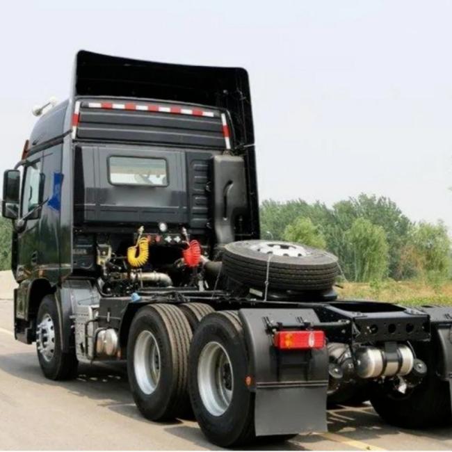 Sinotruk HOWO 400HP 430 HP 10 Wheeler 25ton Trailer Head Truck/ Tractor Head Truck/ Tractor Truck /HOWO Truck/ Heavy Truck for Sale