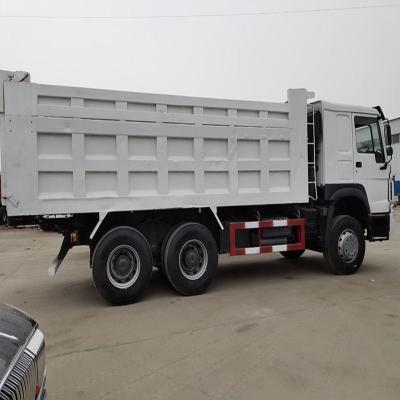 China 10 Wielen Dump Truck Afmetingen Goede staat Hydraulische 6*4 Tipper Truck in Ghana Te koop