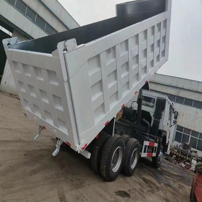 Cina 10 ruote 12 pneumatici Sinotruck 6X4 375 CV Euro 2 Euro 3 Dump Truck per Hotsale in Africa in vendita